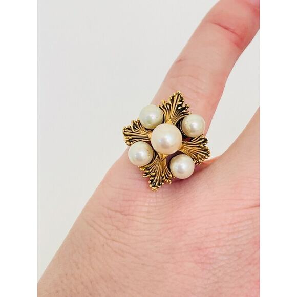 Majorica | Jewelry | Vintage Majorica Gold Tone Faux Pearl Ring Size 7 ...